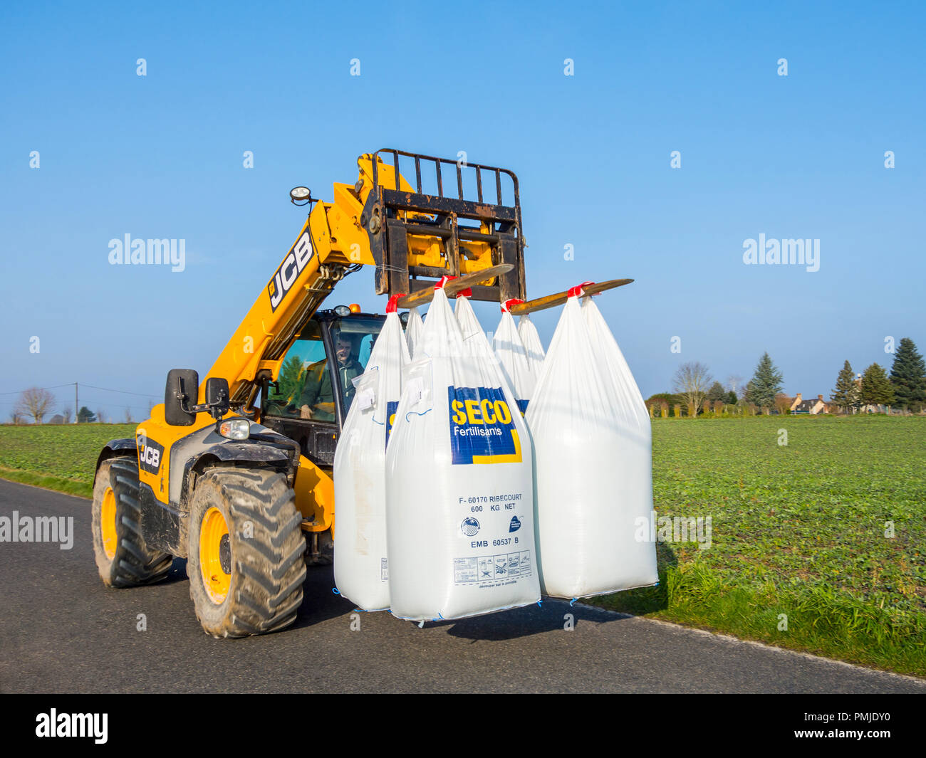 Fertiliser bags hi-res stock photography and images - Alamy