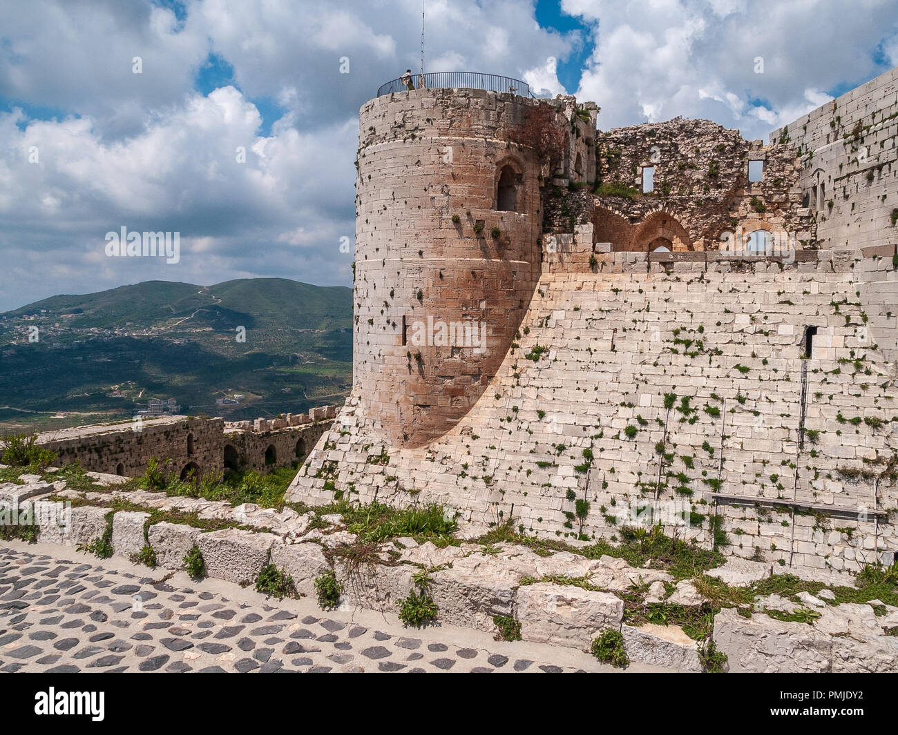 Krak des Chevaliers, formerly Crac de l'Ospital is a Crusader castle in ...