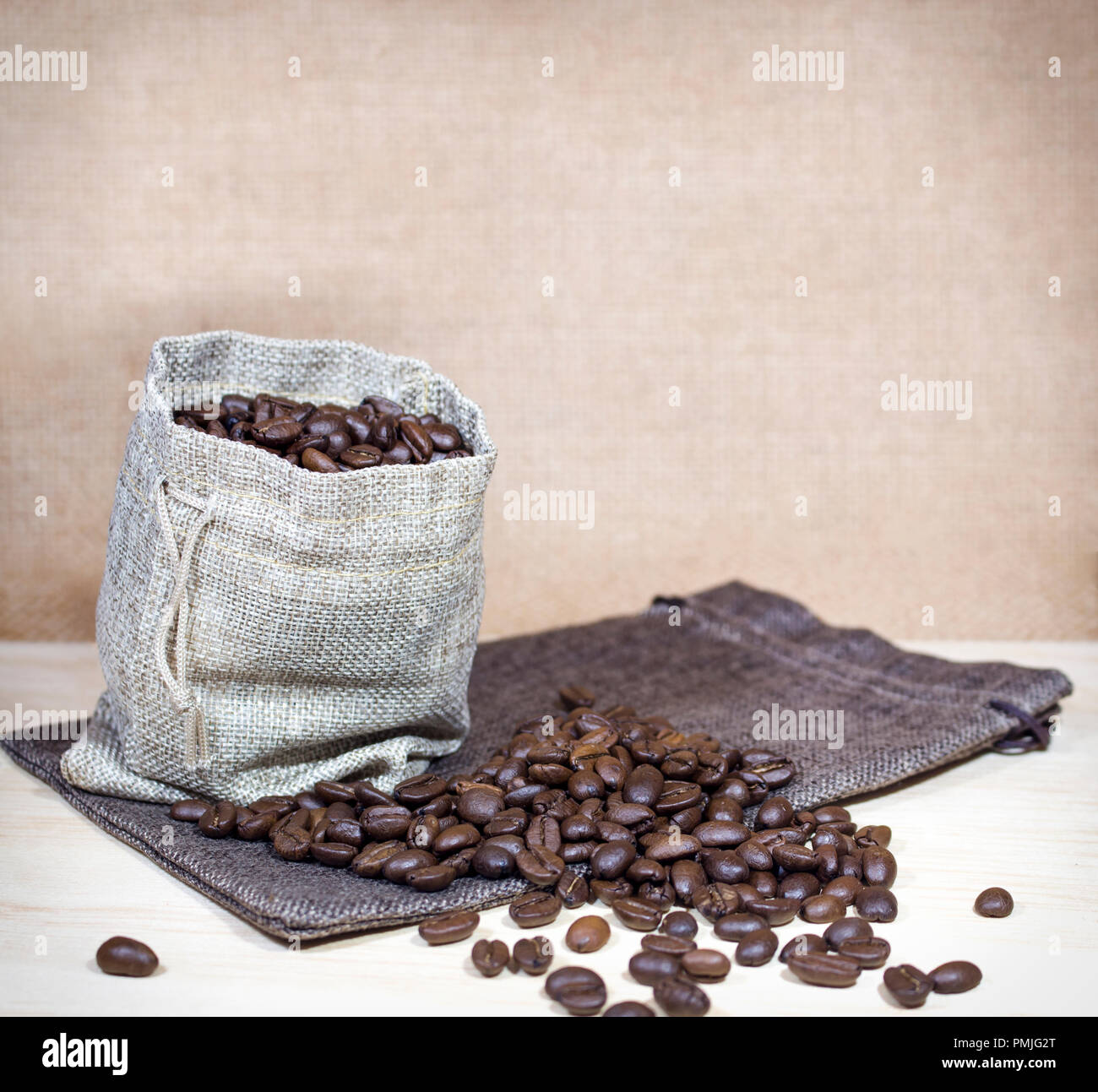 Coffee sack texture hi-res stock photography and images - Alamy