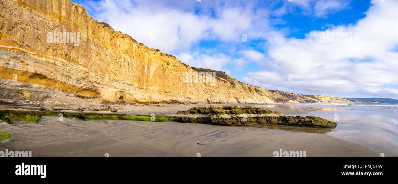 California cliff erosion hi-res stock photography and images - Alamy