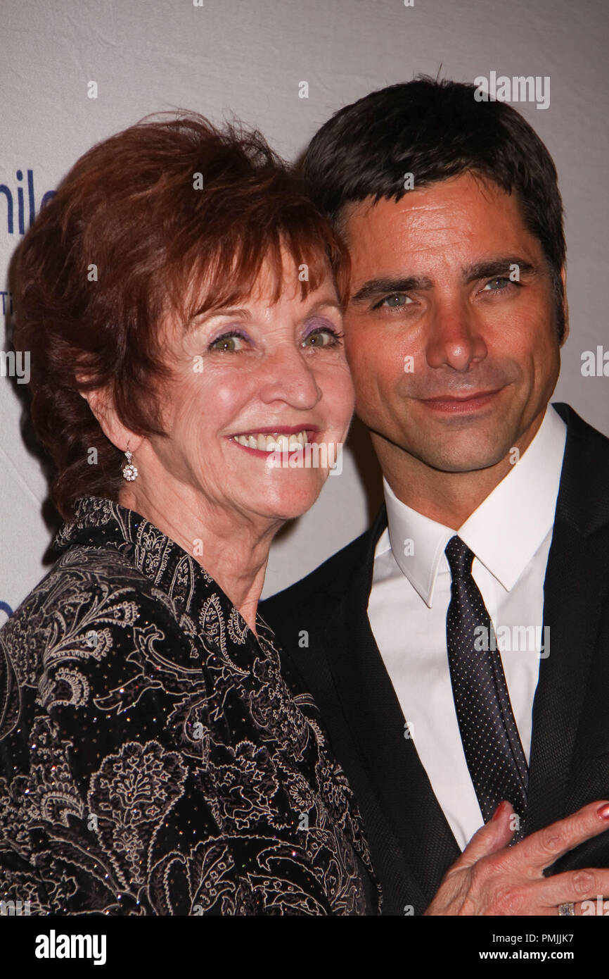 John Stamos, Loretta Stamos 09/24/10 "9th Annual Operation Smile Gala ...
