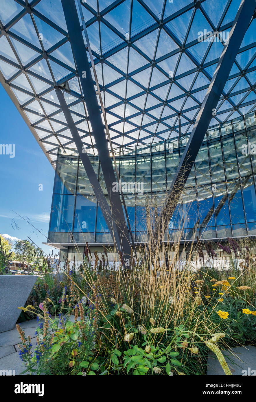 Russia, Moscow. Zaryadye Concert Hall Stock Photo - Alamy