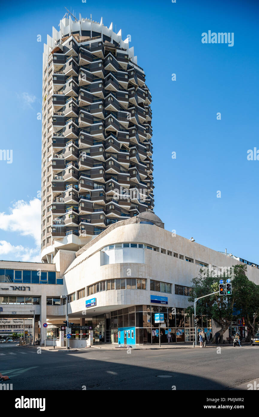 Israel tel aviv dizengoff tower hi-res stock photography and images - Alamy