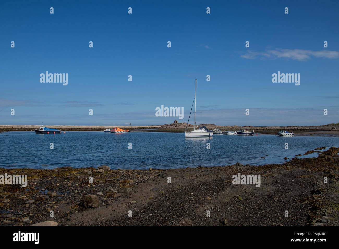 Reflections Seahouses High Resolution Stock Photography and Images - Alamy