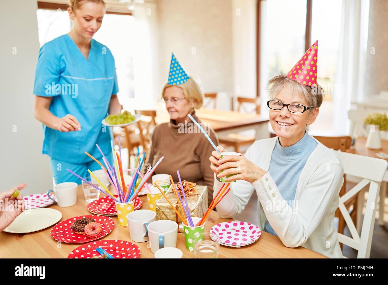Woman retirement party hi-res stock photography and images - Alamy