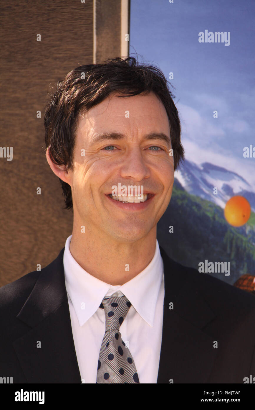 Tim Cavanagh, 12/11/2010, "Yogi Bear" Premiere The Village Theater, Los ...