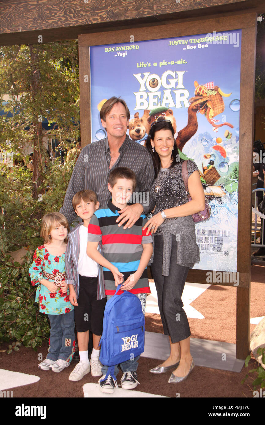 Kevin Sorbo and Family 12/11/2010, "Yogi Bear" Premiere The Village ...