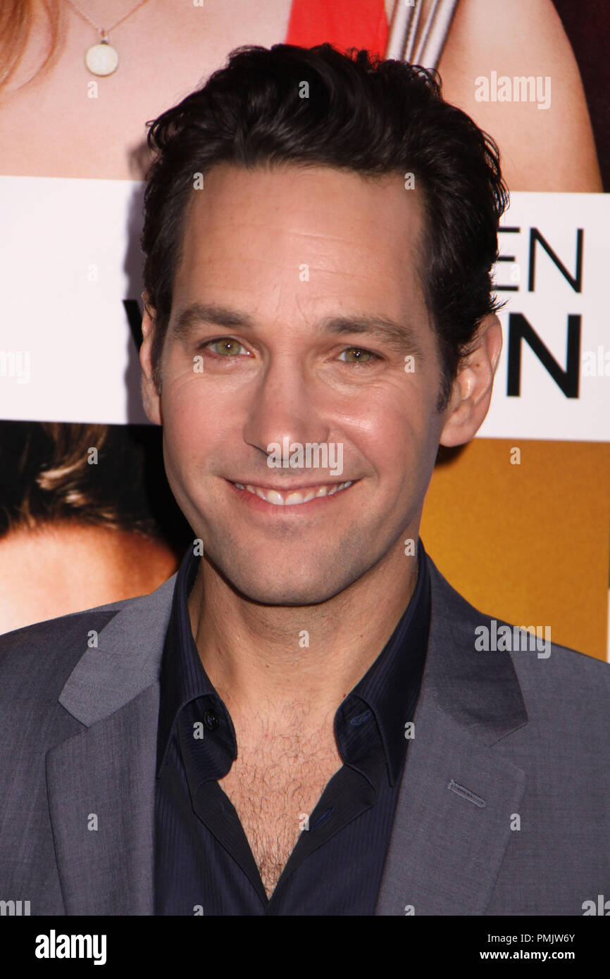 Paul Rudd 12/13/10 "How Do You Know" Premiere @ Regency Village Theatre ...