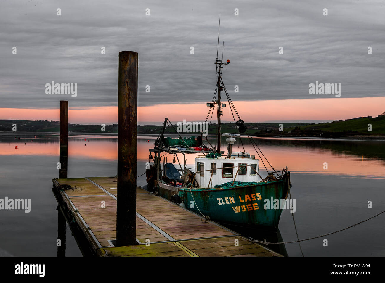Lifting pontoon hi-res stock photography and images - Alamy