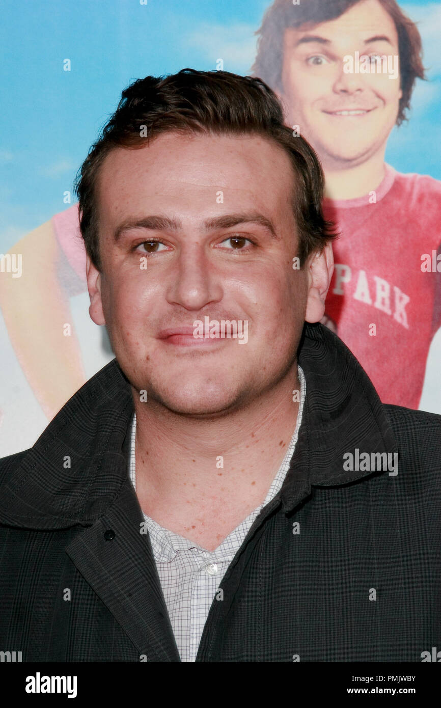Jason Segal at the Premiere of 20th Century Fox's "Gulliver's Travels ...