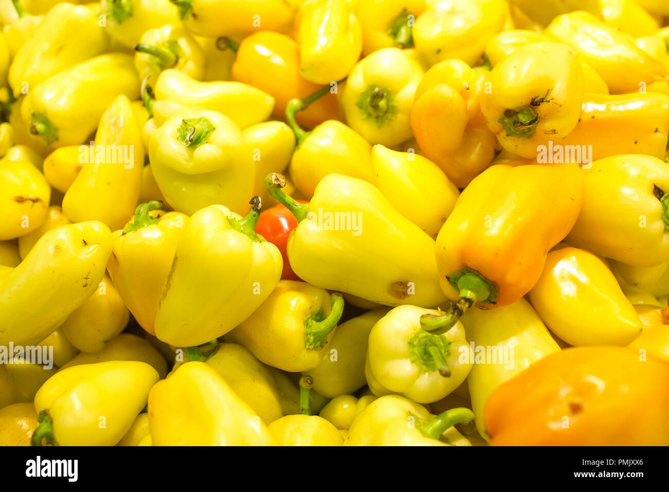 Peppers lots hi-res stock photography and images - Alamy