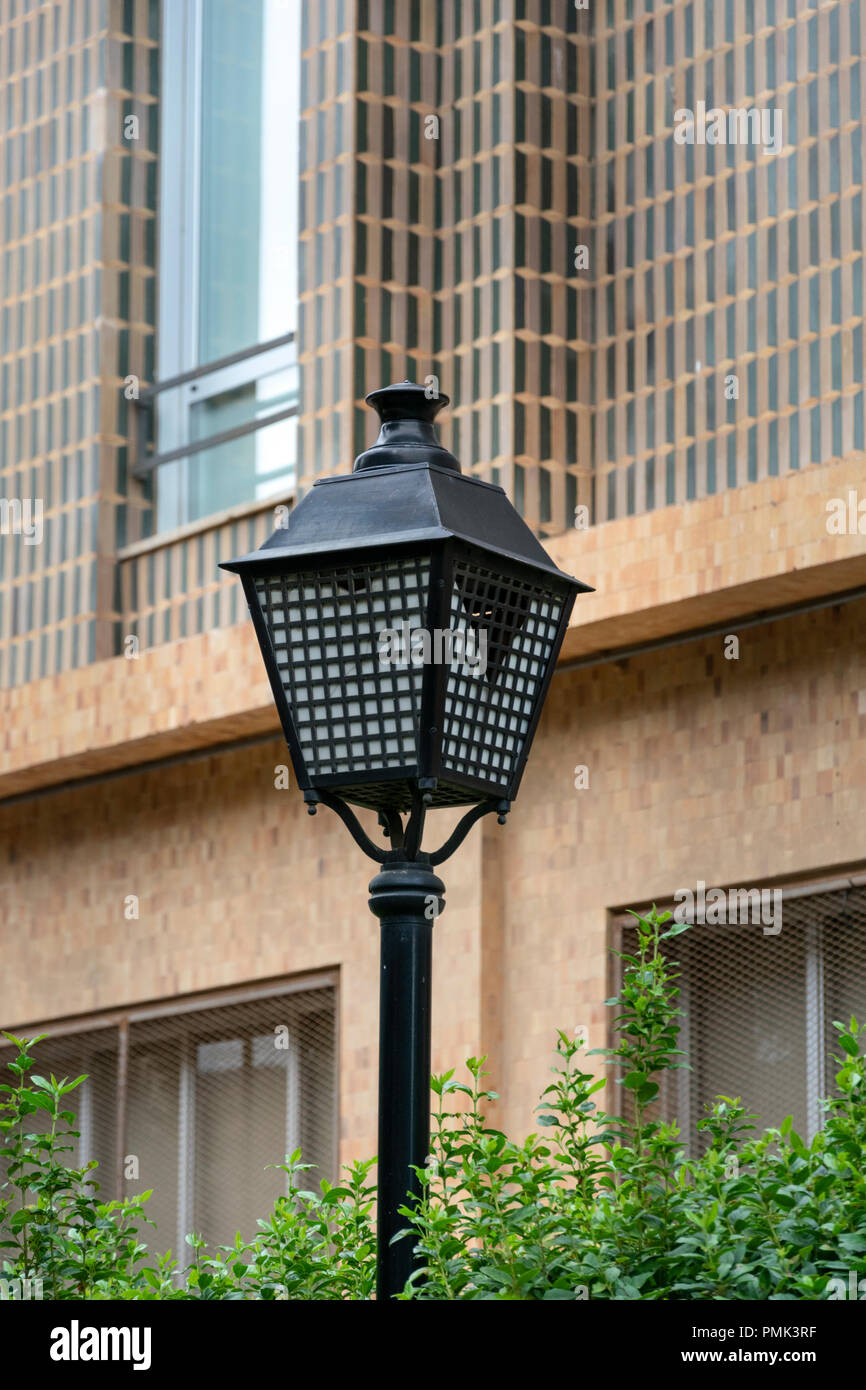 Public lighting hi-res stock photography and images - Alamy