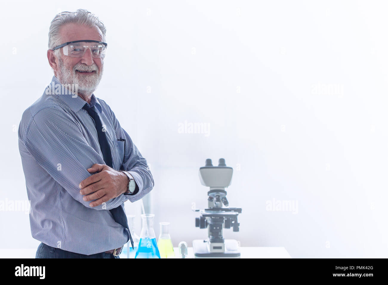 Male scientist standing and smiling hi-res stock photography and images ...