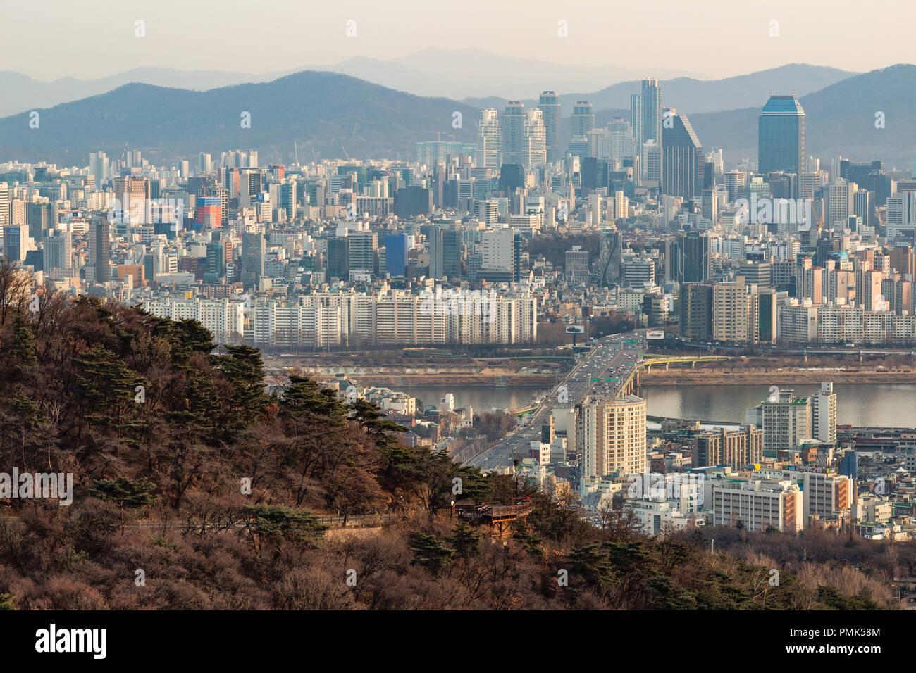 Seoul han river pollution hi-res stock photography and images - Alamy
