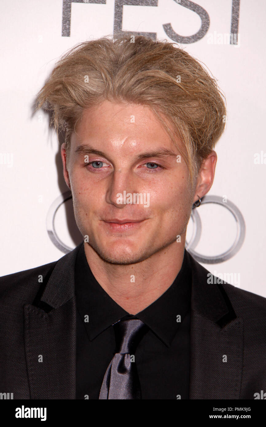 Toby Hemingway Black Swan