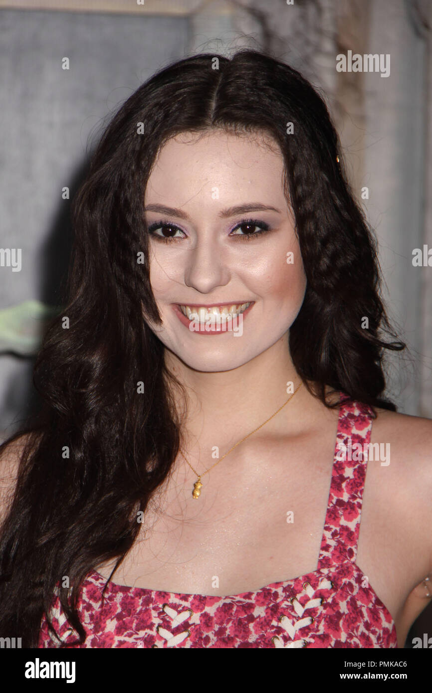 Jillian Clare 02/14/11 "Rango" Premiere @ Regency Village Theatre ...