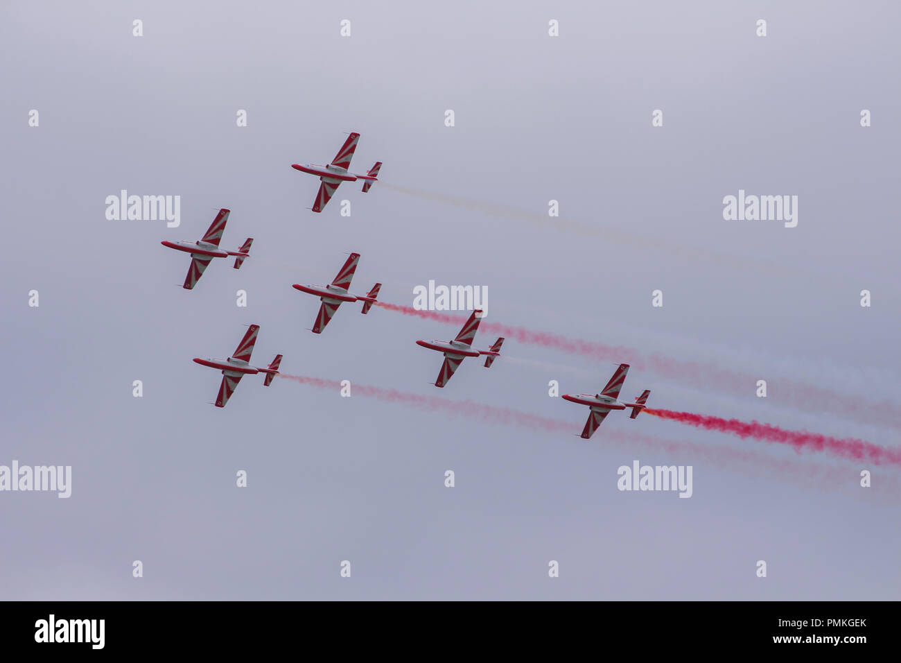 Aerobatic team performs flight, Planes flying in formation, Air show ...