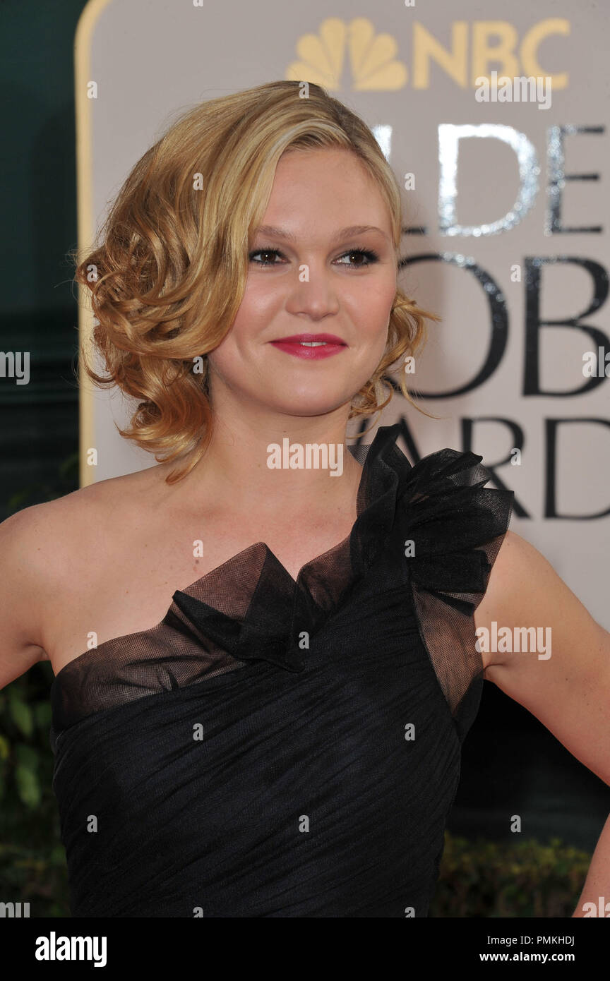Julia Stiles at the 68th Annual Golden Globe Awards at the Beverly ...