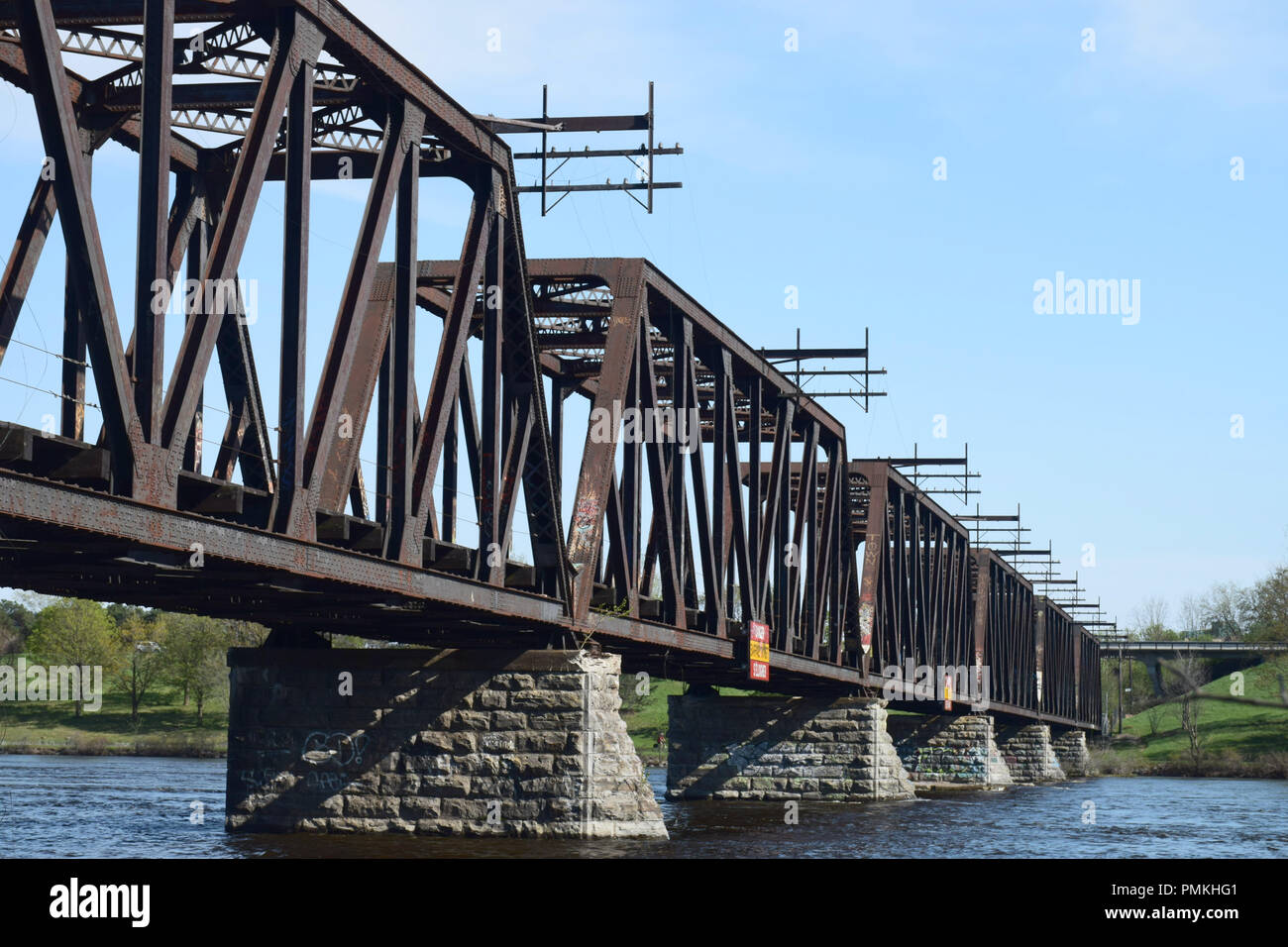 Pratt truss bridge hi-res stock photography and images - Alamy