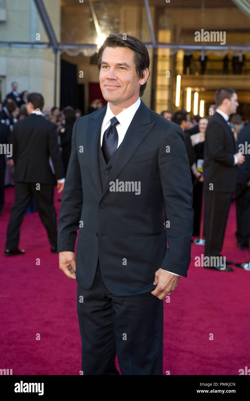 Josh Brolin arrives for the 83rd Annual Academy Awards at the Kodak ...
