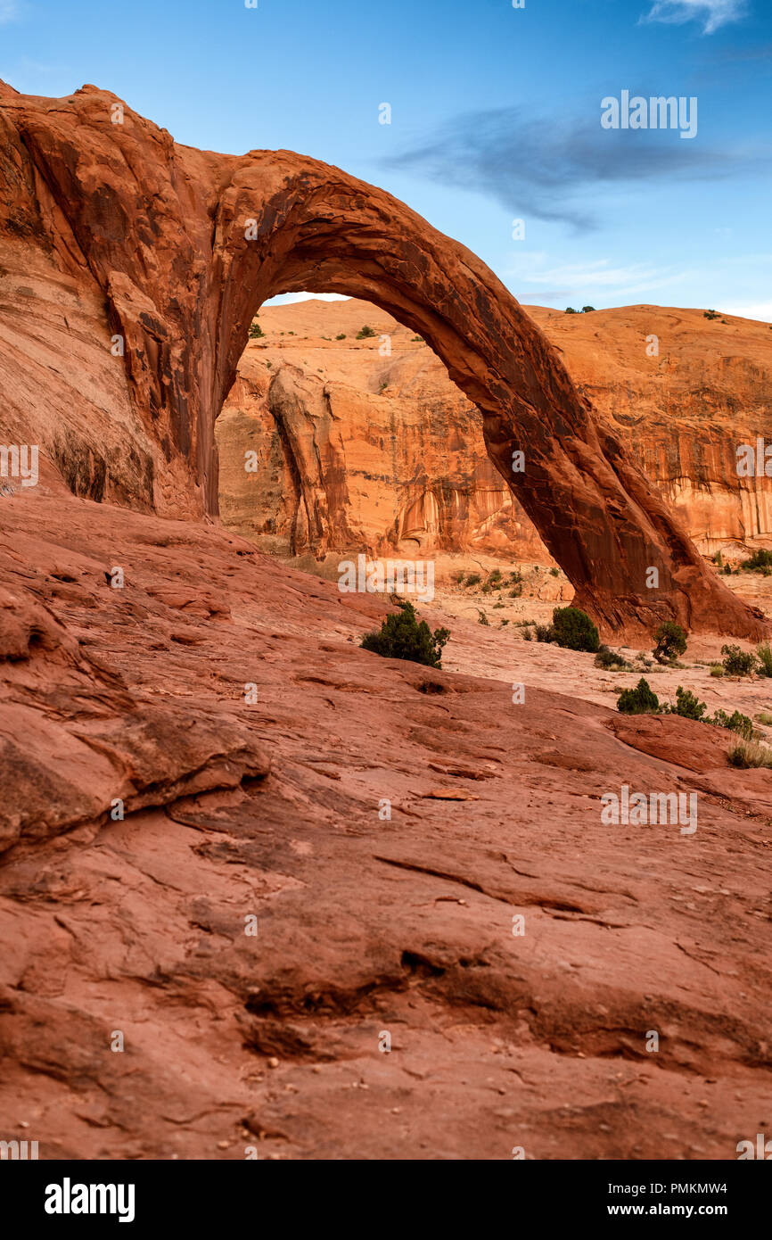Corona arch hiking trail hi-res stock photography and images - Alamy