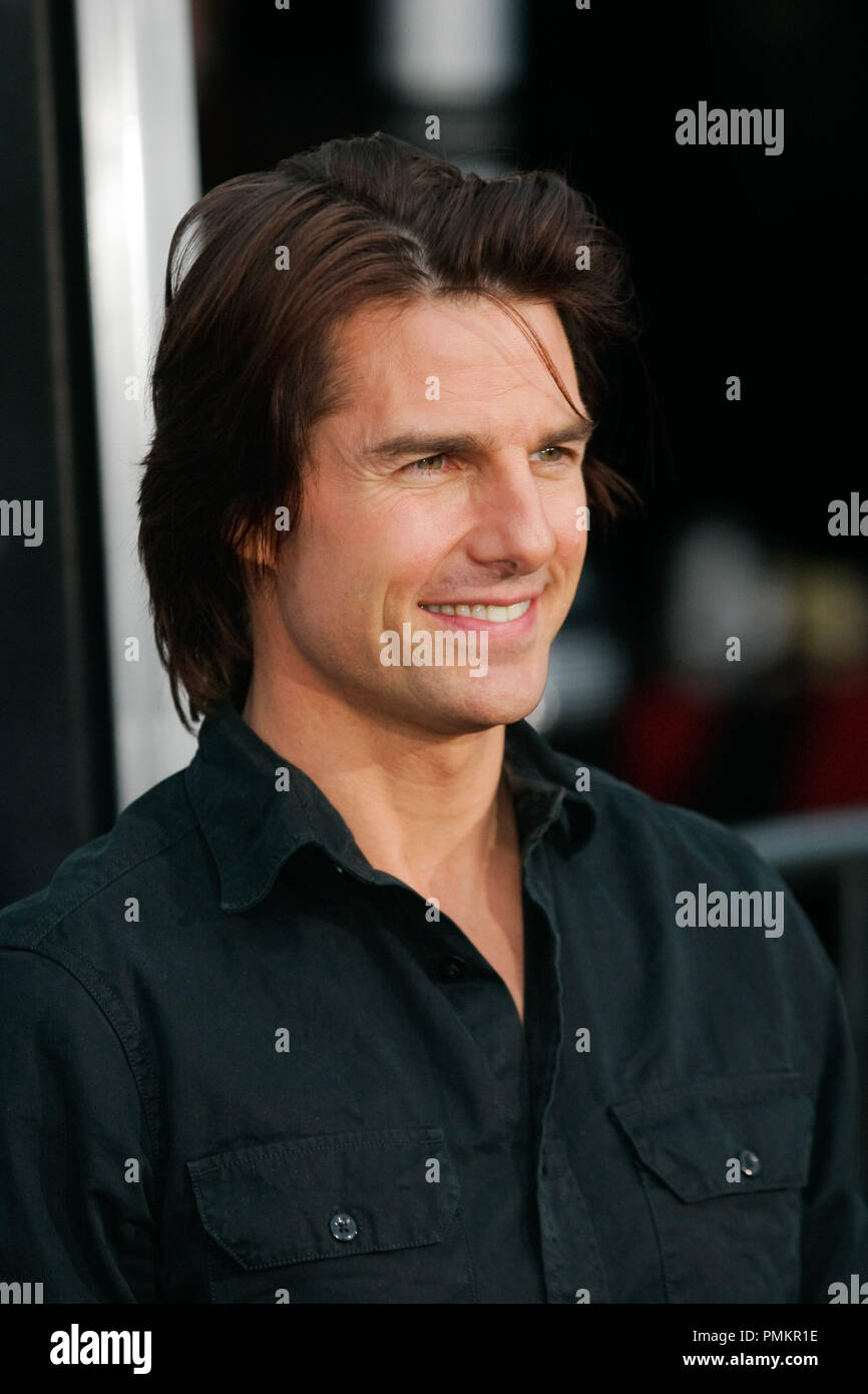 Tom cruise headshot hi-res stock photography and images - Alamy