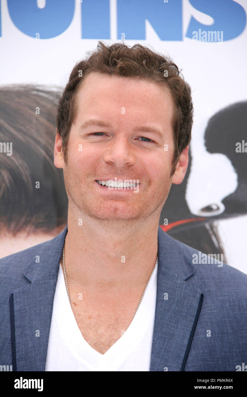 Eric Matheny 06/12/11 "Mr. Popper's Penguins" Premiere @Grauman's ...