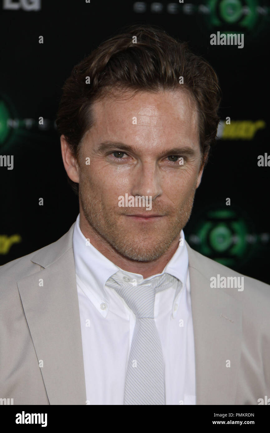 Mike doyle green lantern premiere hi-res stock photography and images ...