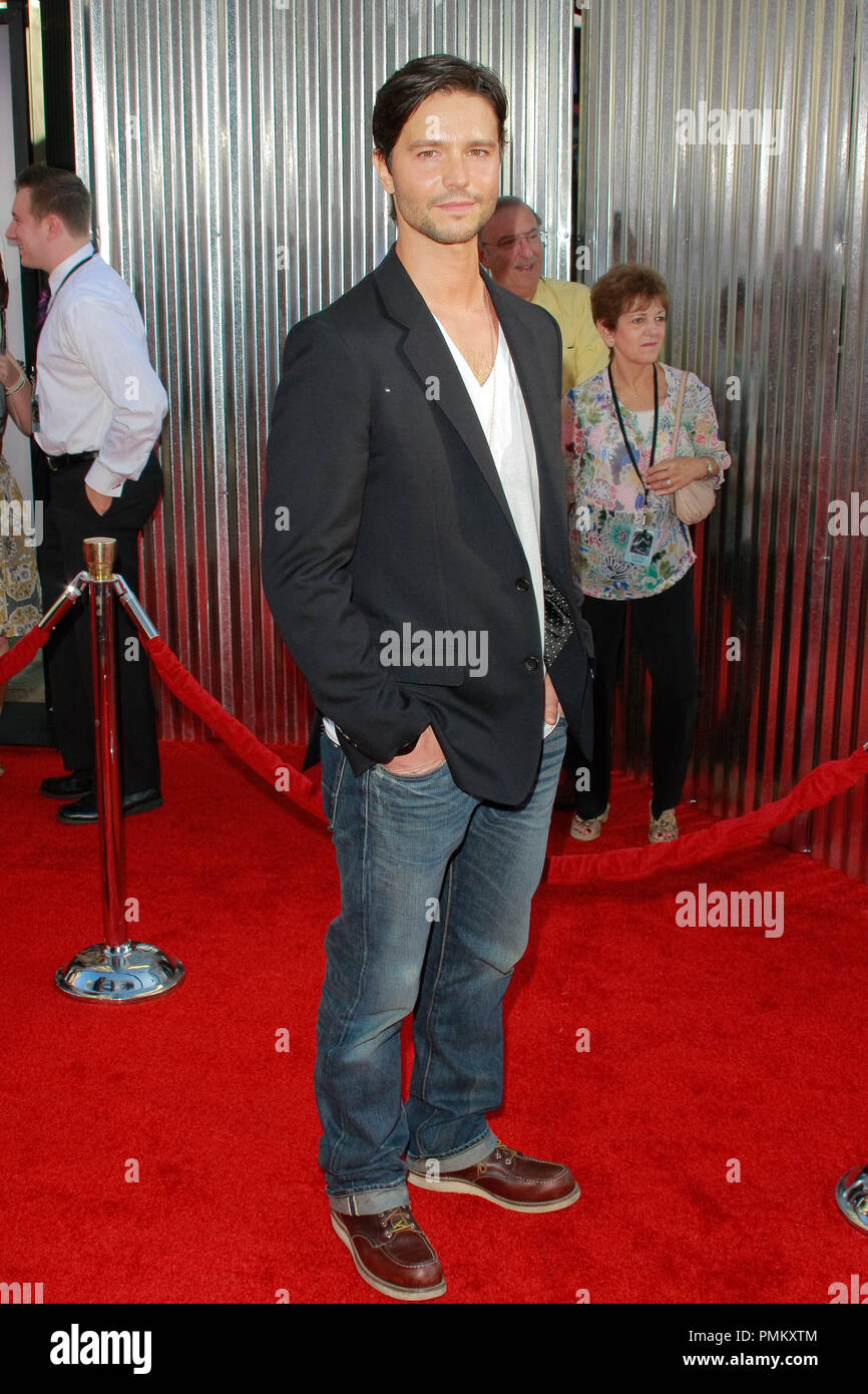Jason Behr at the World Premiere of DreamWorks Pictures' "Real Steel ...