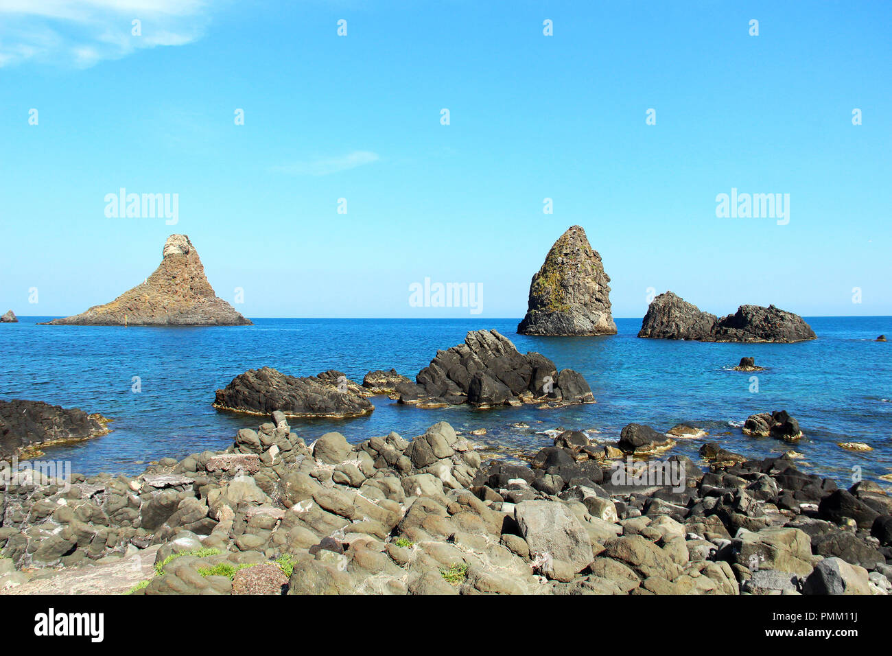 Catania sicily beach hi-res stock photography and images - Alamy