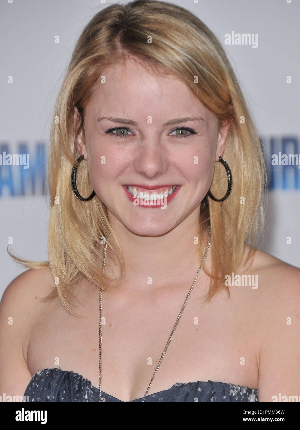 Laura Collette's Instagram, Twitter & Facebook on IDCrawl