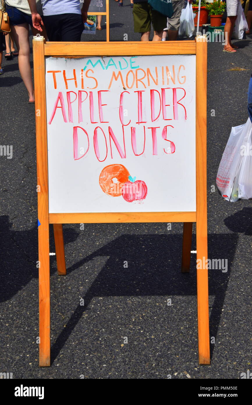 Freestanding Street Sign High Resolution Stock Photography and Images ...