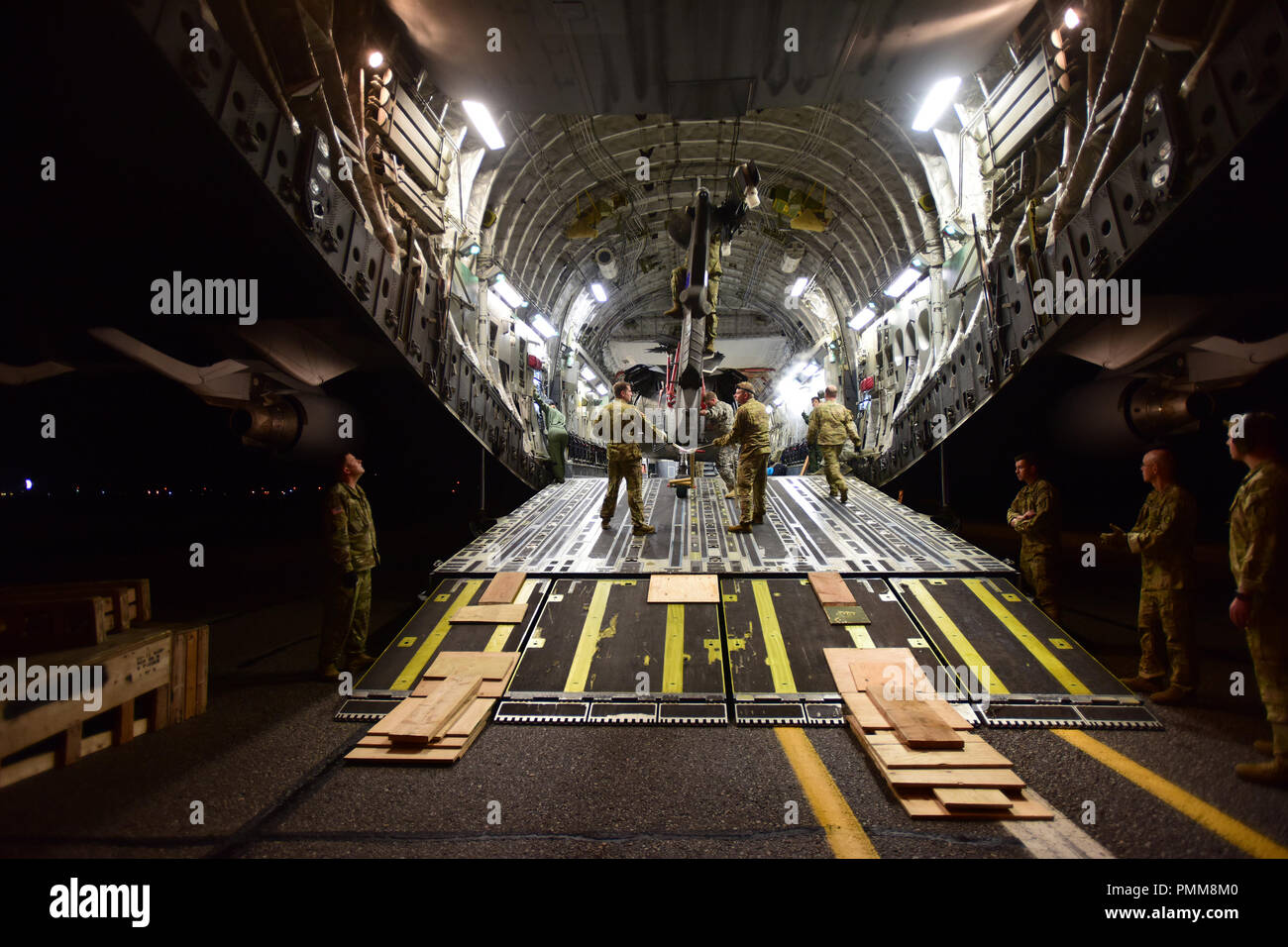 Soldiers alaska army national guards hi-res stock photography and ...