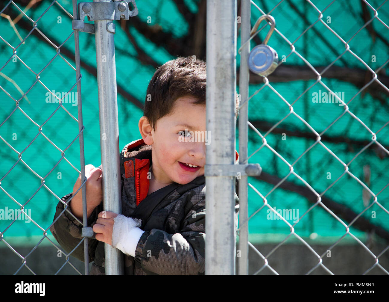 Back yard gate hi-res stock photography and images - Alamy