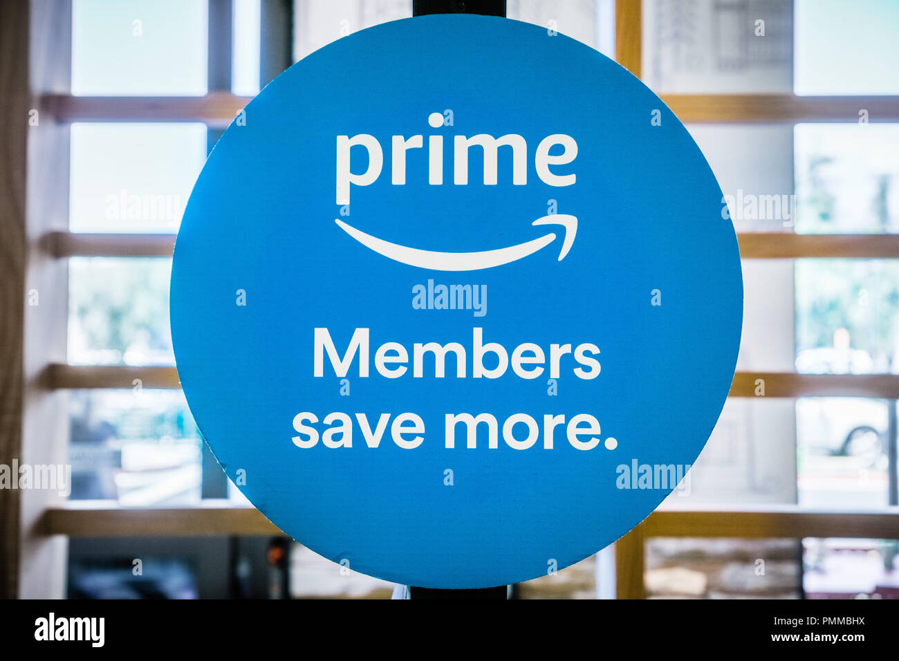 Amazon sign whole foods market hi-res stock photography and images - Alamy