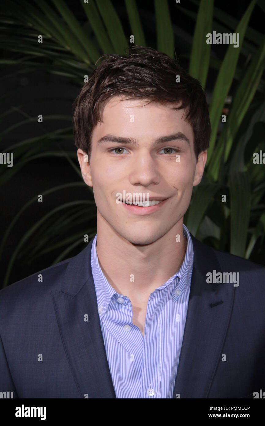 Nick Krause 11/15/2011 "The Descendants" Premiere held at Academy of ...