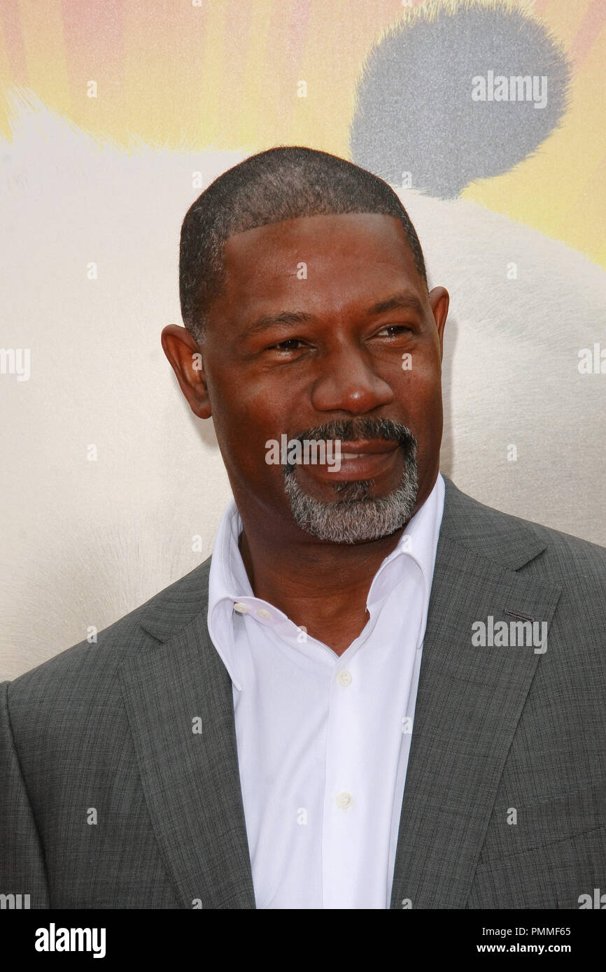 Dennis Haysbert at the Premiere of Dreamworks Animation's "Kung Fu ...