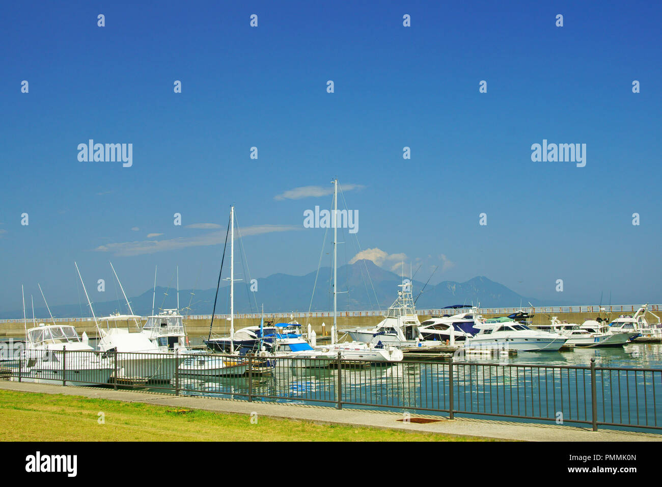 Rest area japan hi-res stock photography and images - Alamy