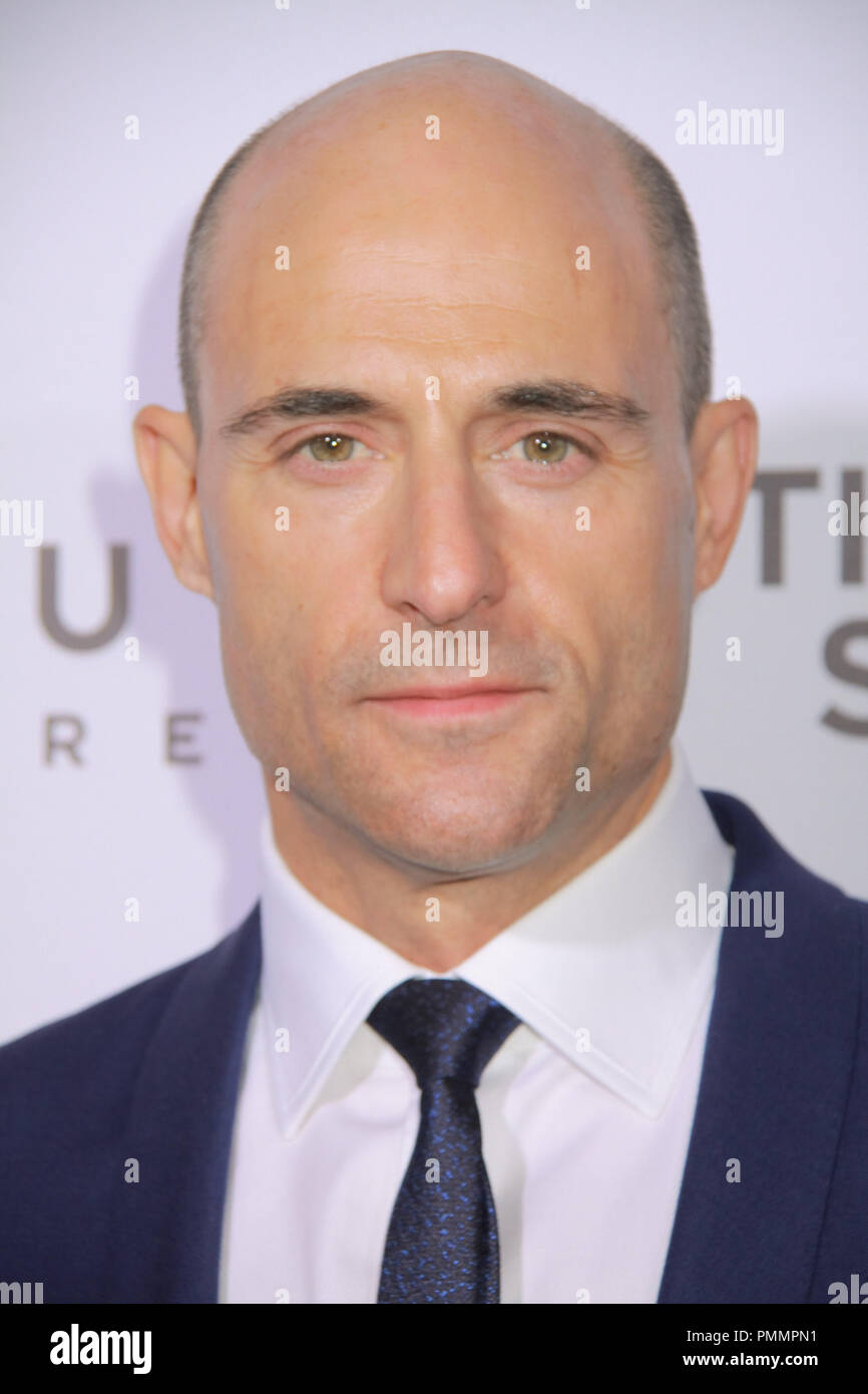 Mark Strong 12/06/2011 "Tinker,Tailor,Soldier,Spy" Premiere held at ...