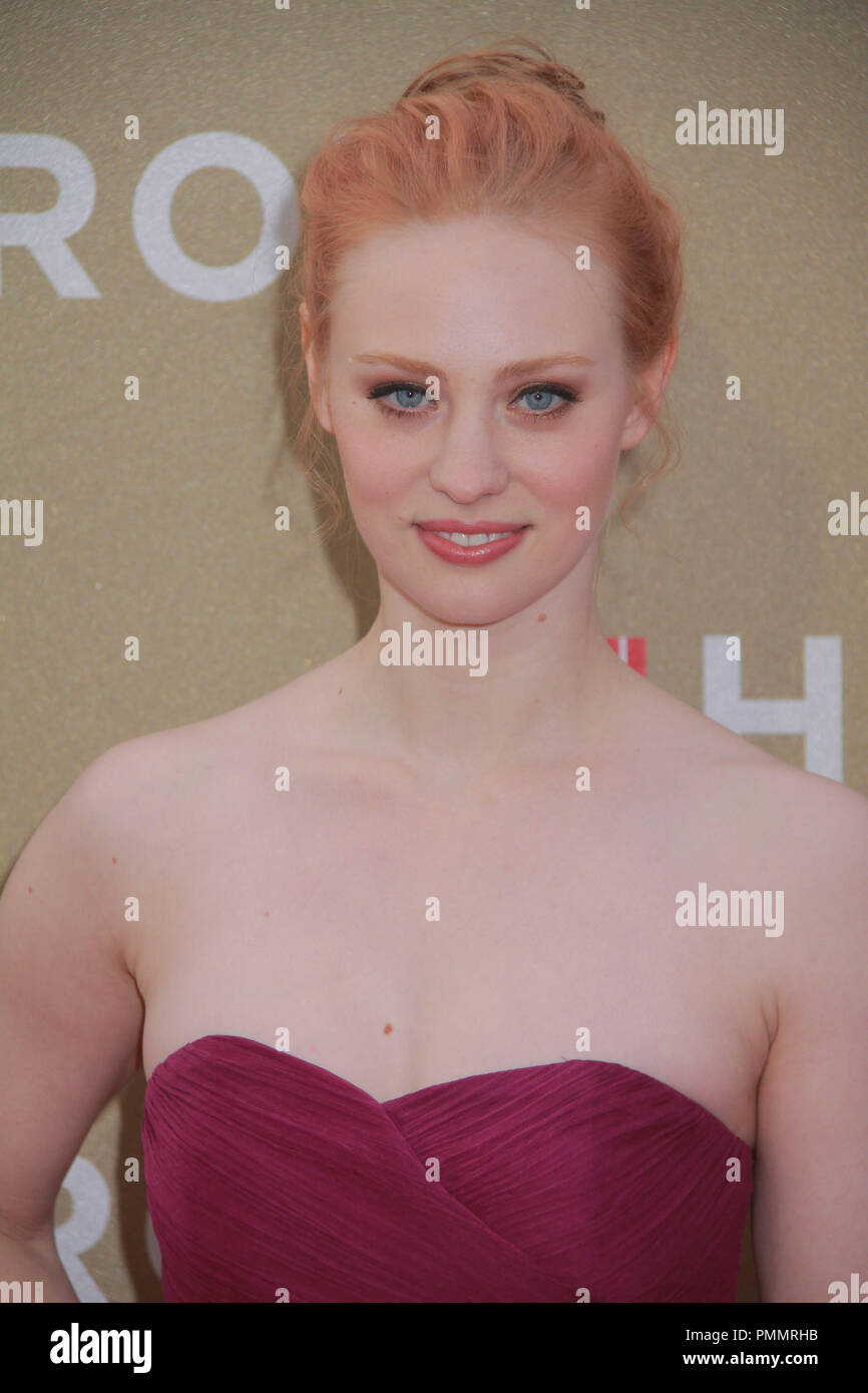 Deborah ann woll cnn heroes hi-res stock photography and images - Alamy