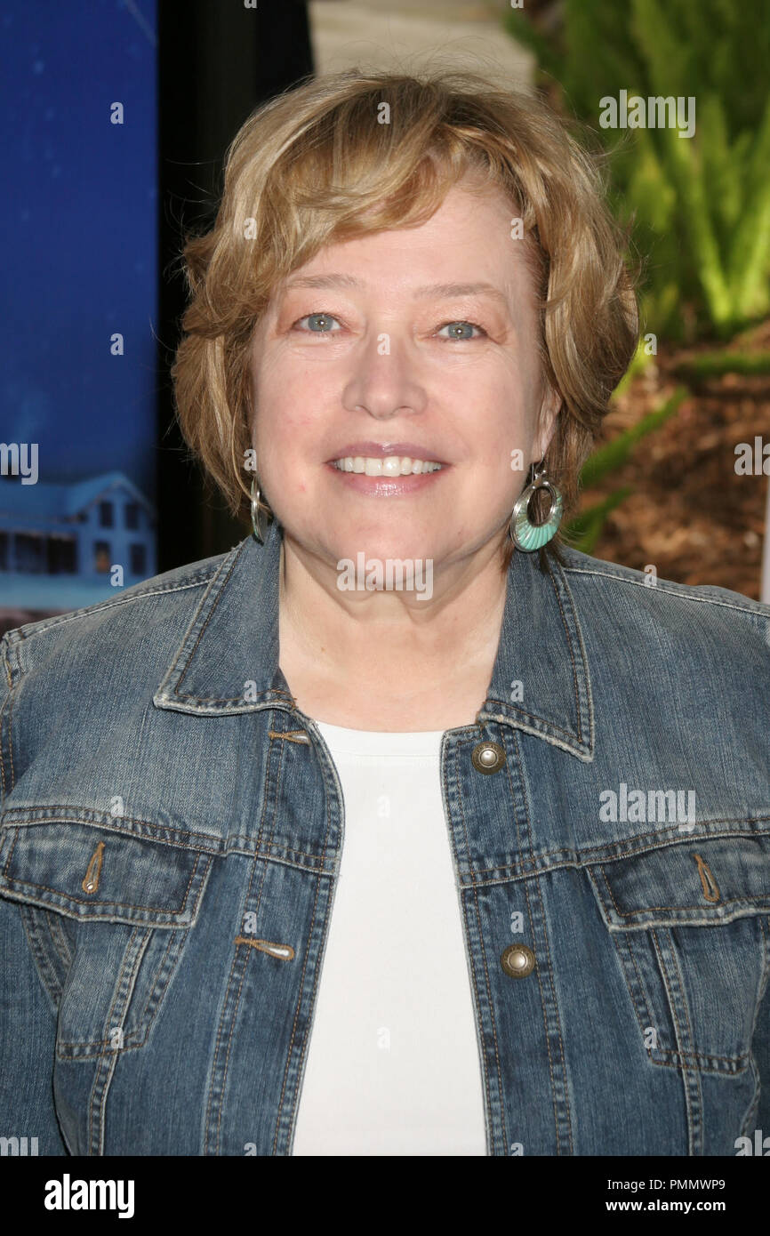 12/10/2006 Kathy Bates Charlotte's Web @ Arclight, Hollywood photo by ...