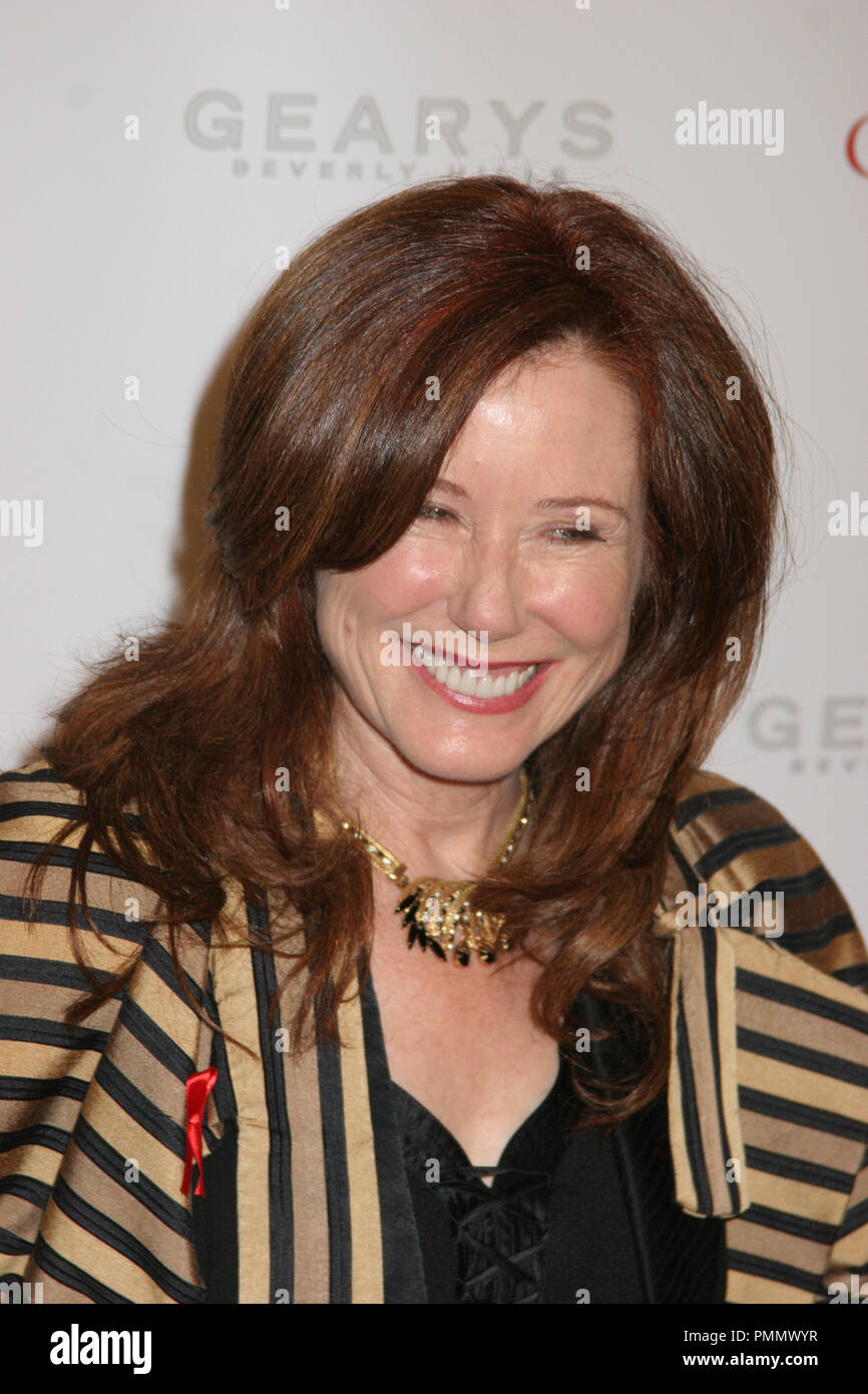 12/01/2007 Mary McDonnell "Dame Elizabeth Taylor and James Earl Jones ...