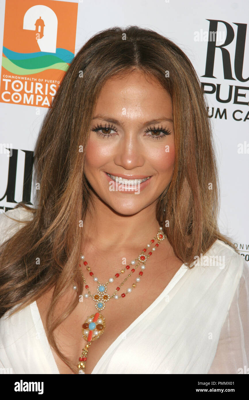 Cantante jennifer lopez hi-res stock photography and images - Alamy