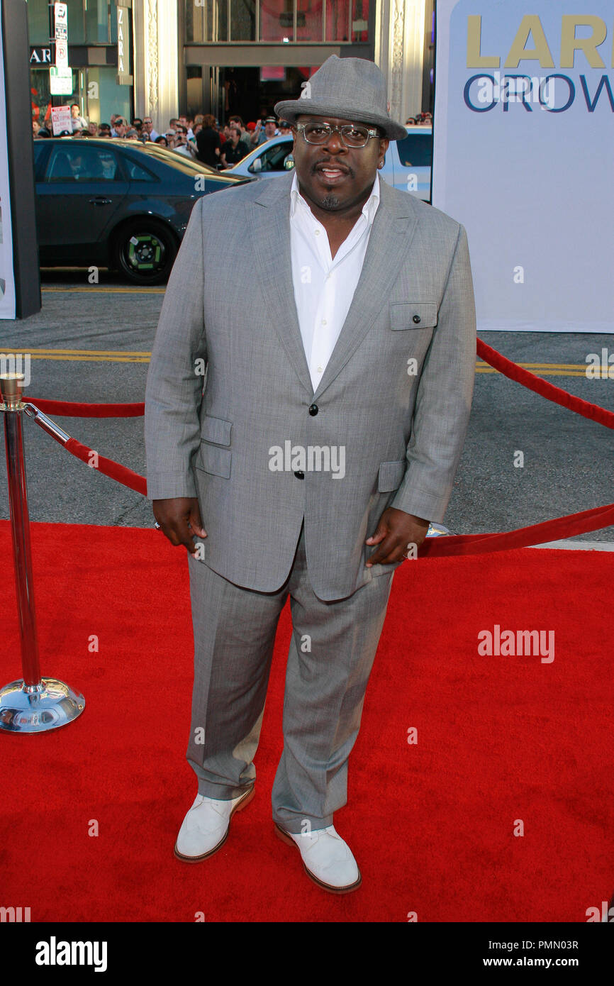 Cedric the Entertainer at the Premiere of Universal Pictures' "Larry ...