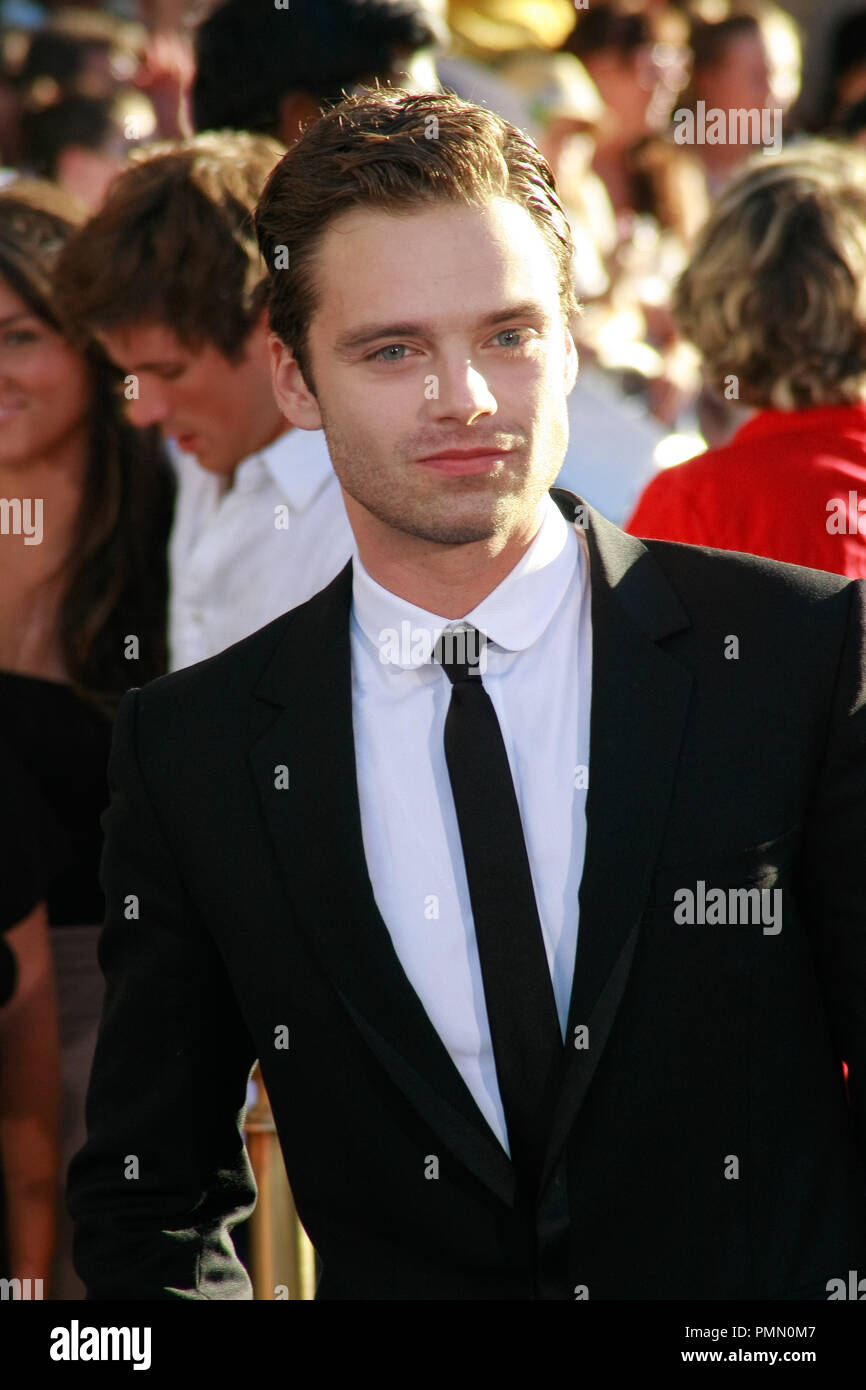 Sebastian stan capitan america hi-res stock photography and images - Alamy