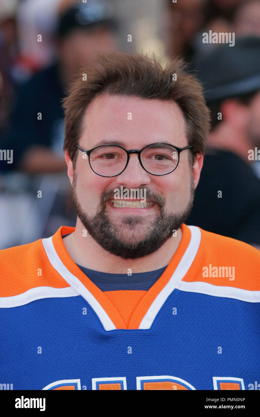 Kevin Smith at the Premiere of Paramount Studios and Marvel ...