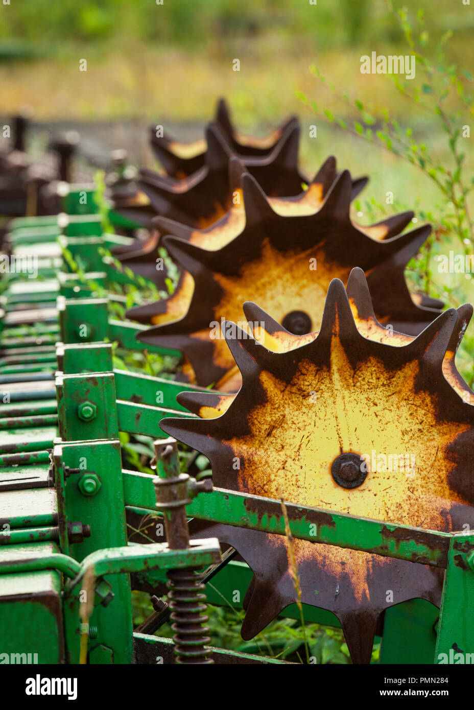 Vintage antique farm tools hi-res stock photography and images - Alamy
