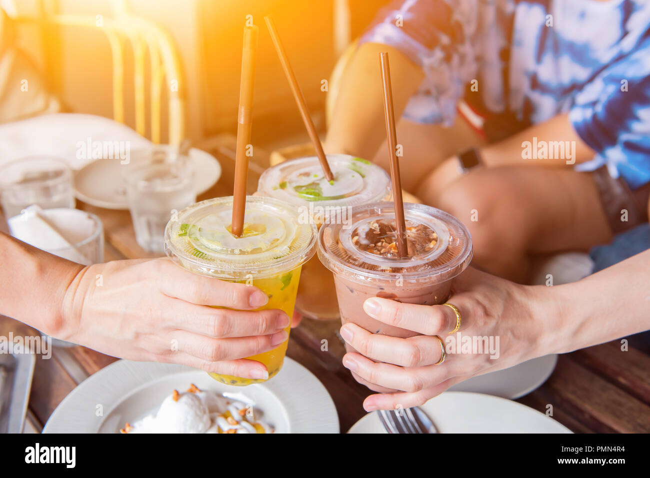 Dinking table hi-res stock photography and images - Alamy