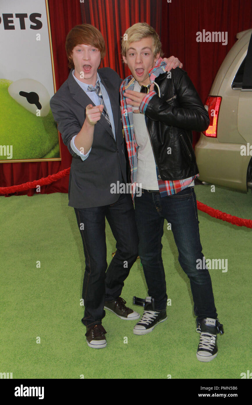 Ross Lynch, Calum Worthy 11/12/2011 "Muppets" Premiere held at El ...