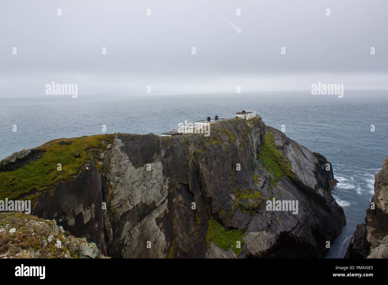 Irish Lighthouse on the southern tip of Ireland Stock Photo - Alamy